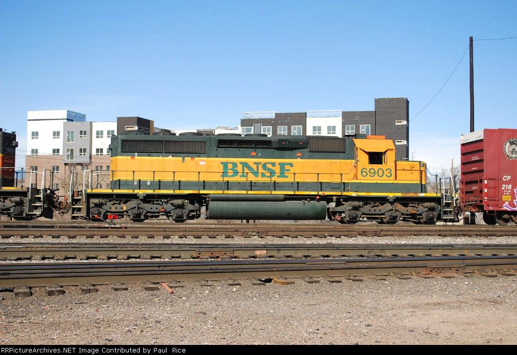 BNSF 6903